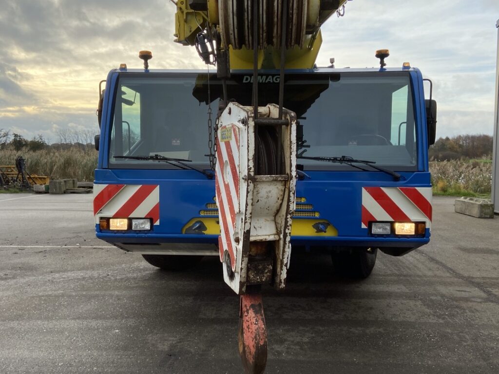 Demag AC200-1 - VEMA Crane