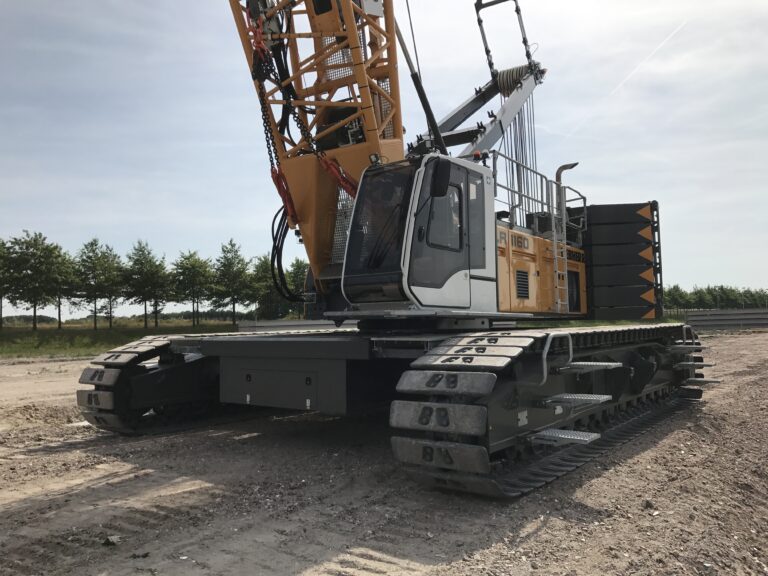 Liebherr LR1160 134.238 - VEMA Crane
