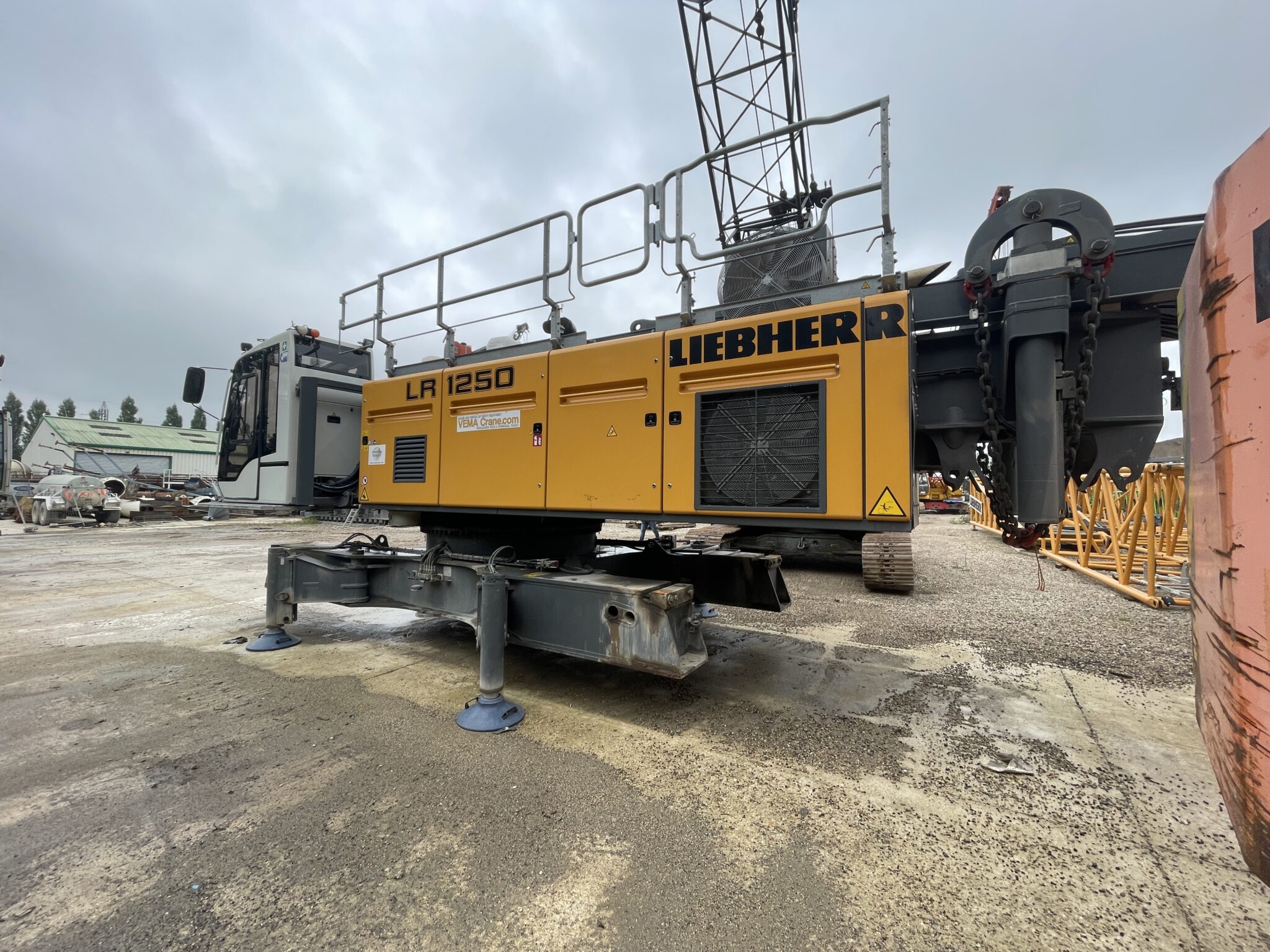 Liebherr LR1250 135.244 - VEMA Crane