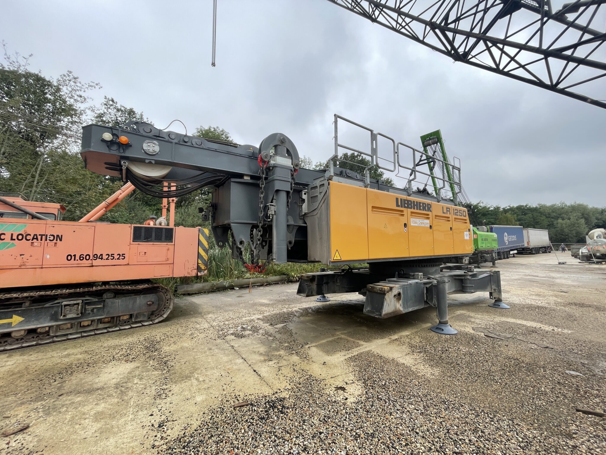 Liebherr LR1250 135.244 - VEMA Crane