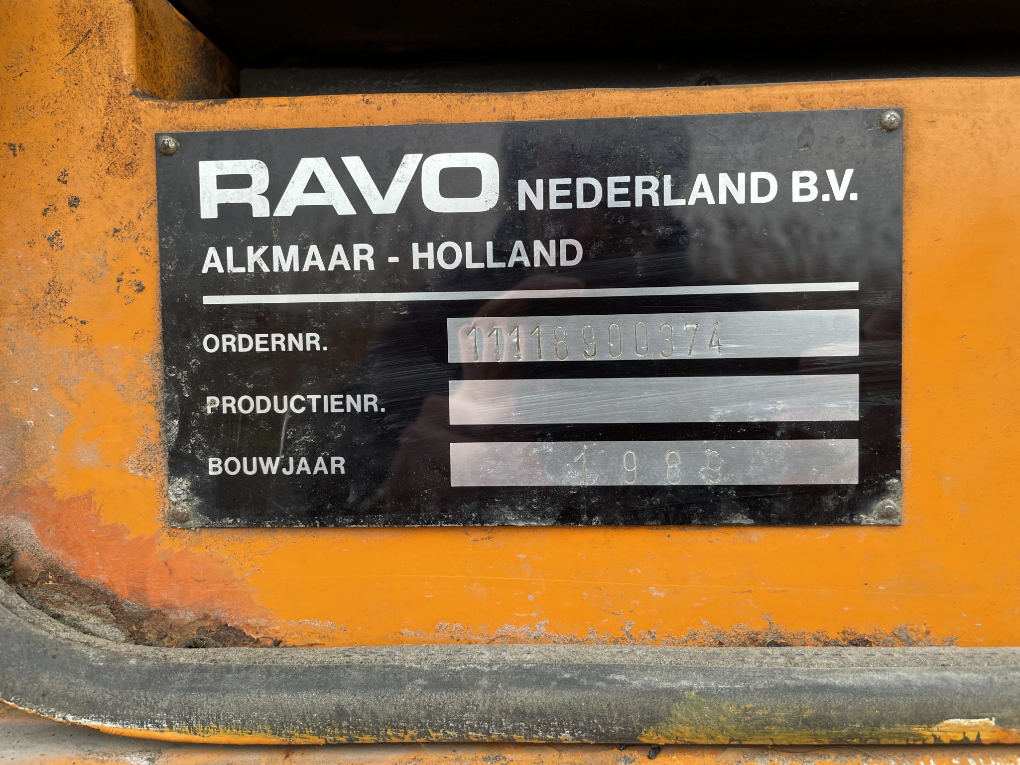 Ravo Sweeping machine - VEMA Crane