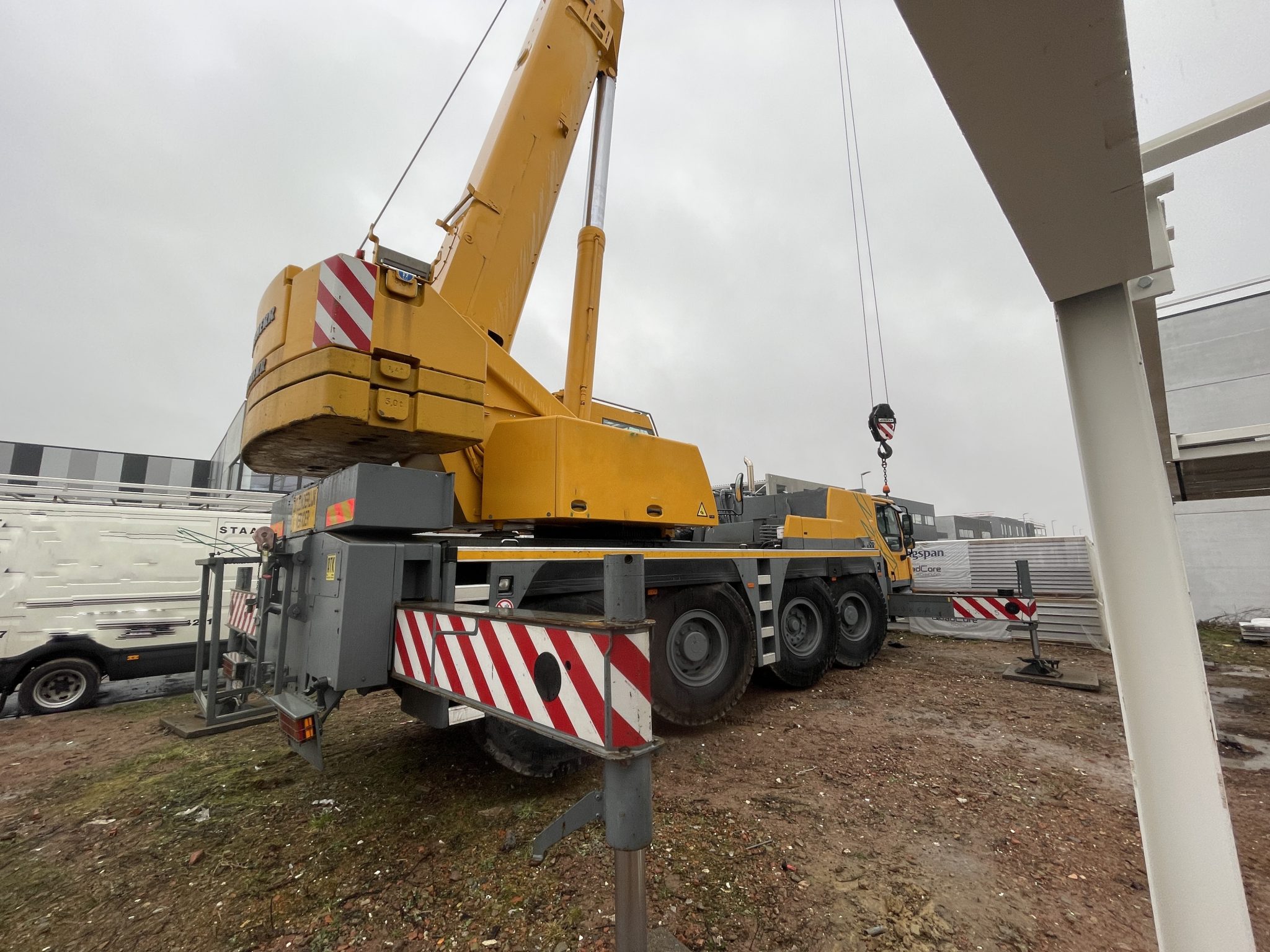 Liebherr LTM1070-4.1 - VEMA Crane