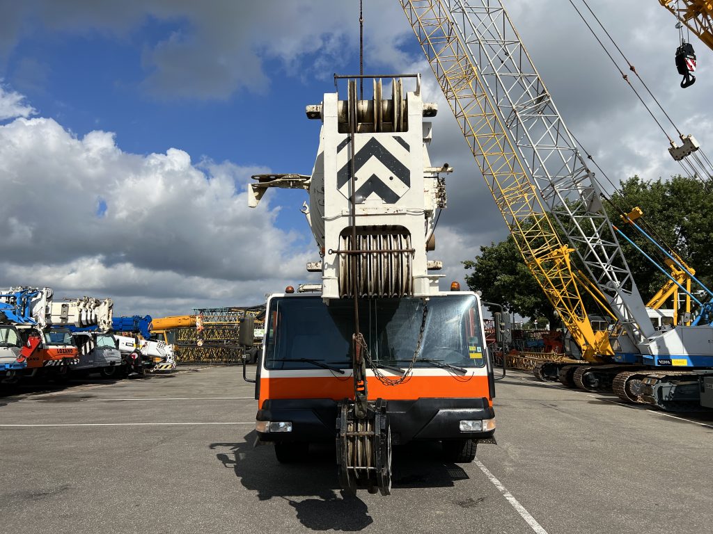 Liebherr LTM1250/1 070540 - VEMA Crane