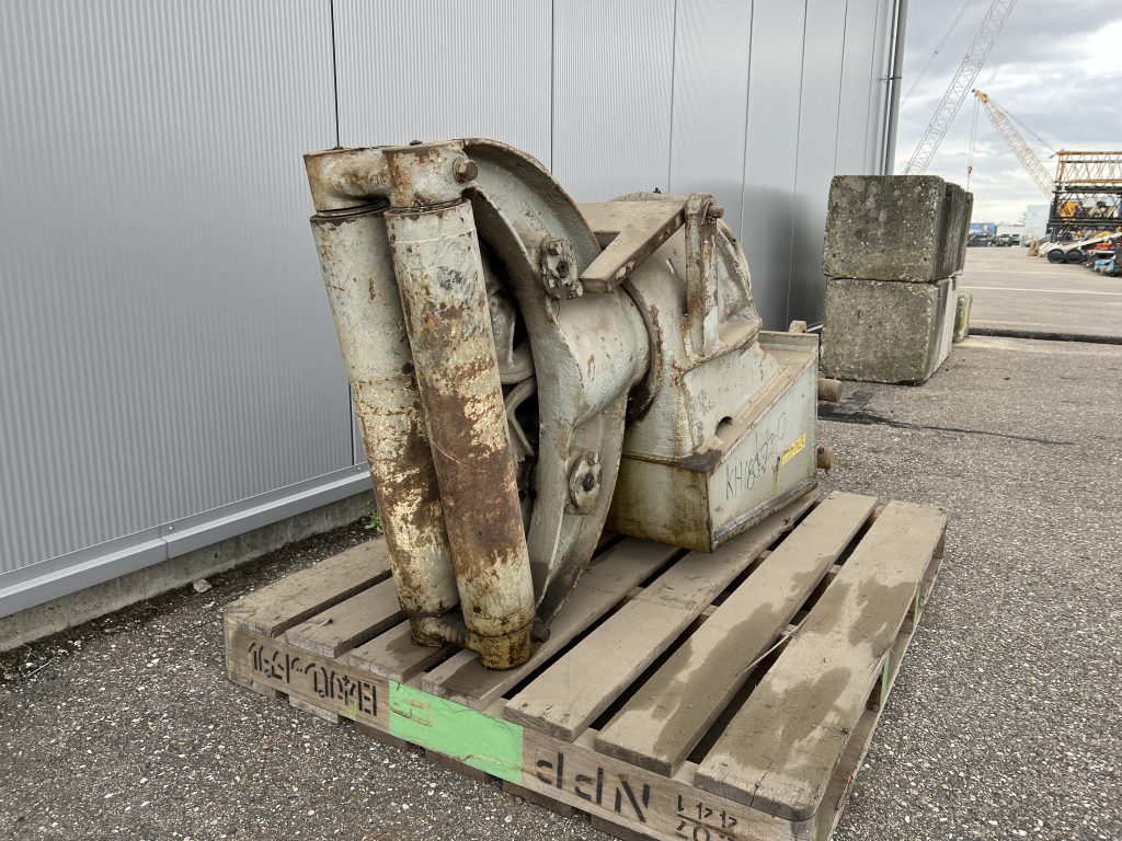 Hitachi KH180 / KH230 fairlead - VEMA Crane