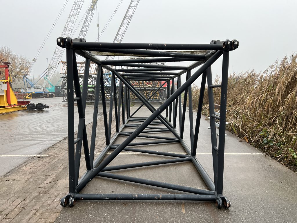 Sumitomo SC1500 9-meter boom section - VEMA Crane