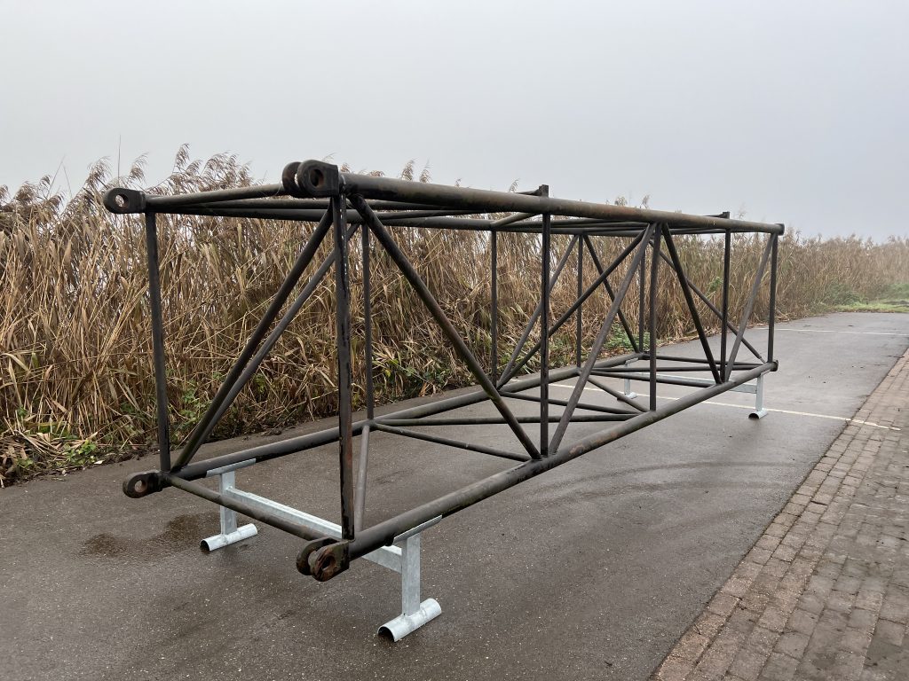 Hitachi KH230 6-meter boom section - VEMA Crane