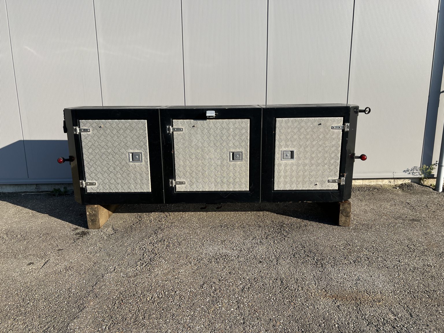 Storage box All terrain crane - VEMA Crane