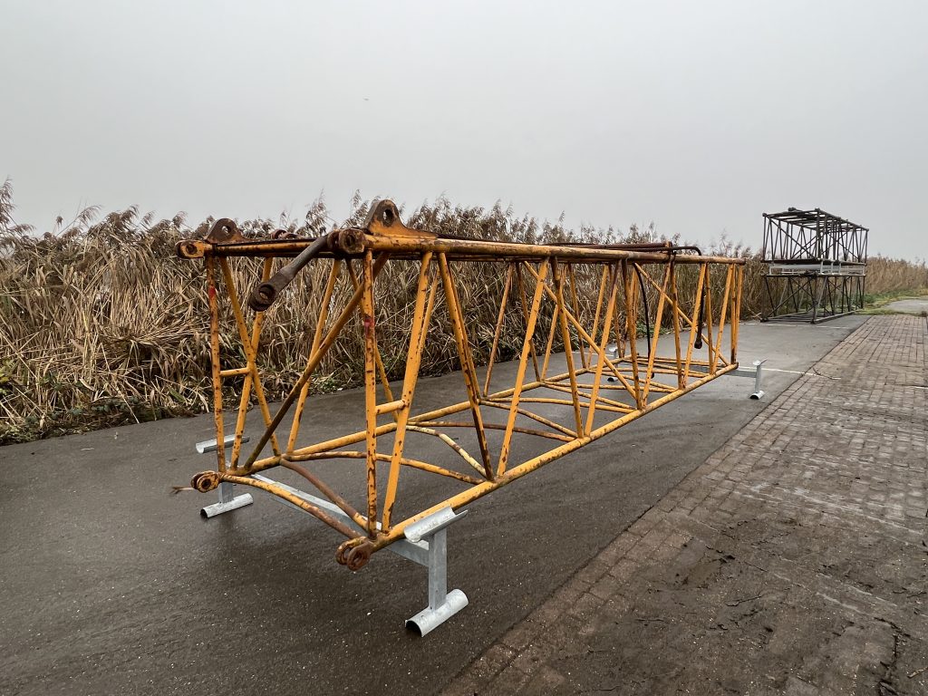 Kobelco 7045 6-meter boom section - VEMA Crane