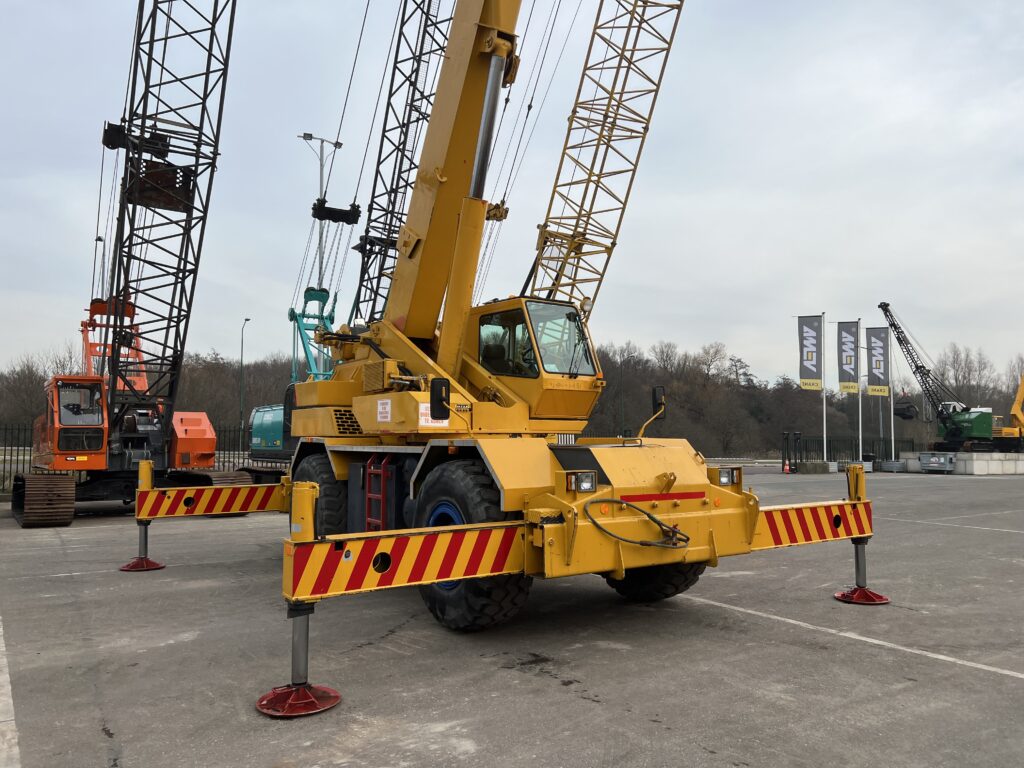 PPM A340 A340304143 - VEMA Crane