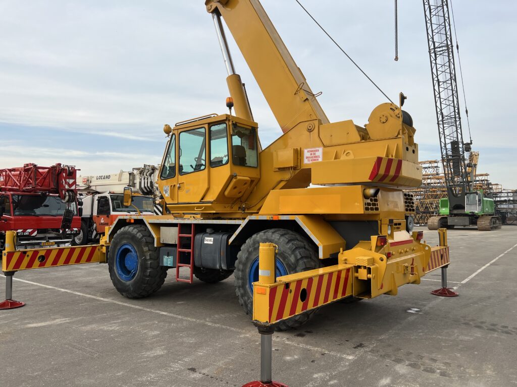 PPM A340 A340304143 - VEMA Crane