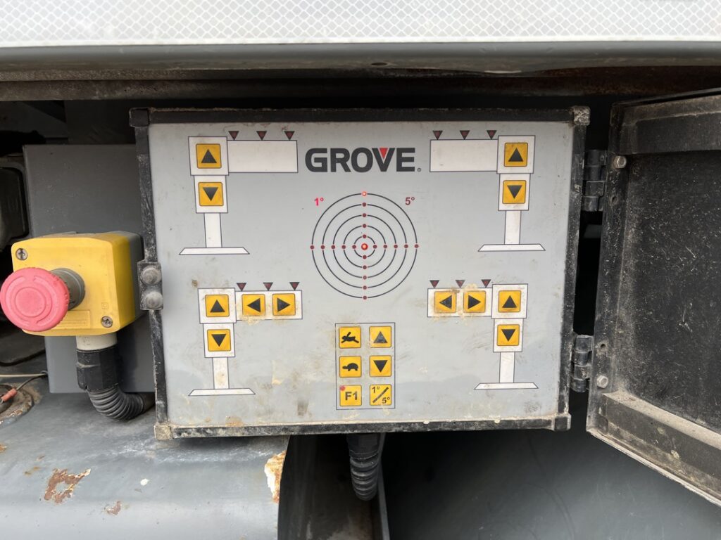Grove GMK3055 3055.9383 - VEMA Crane