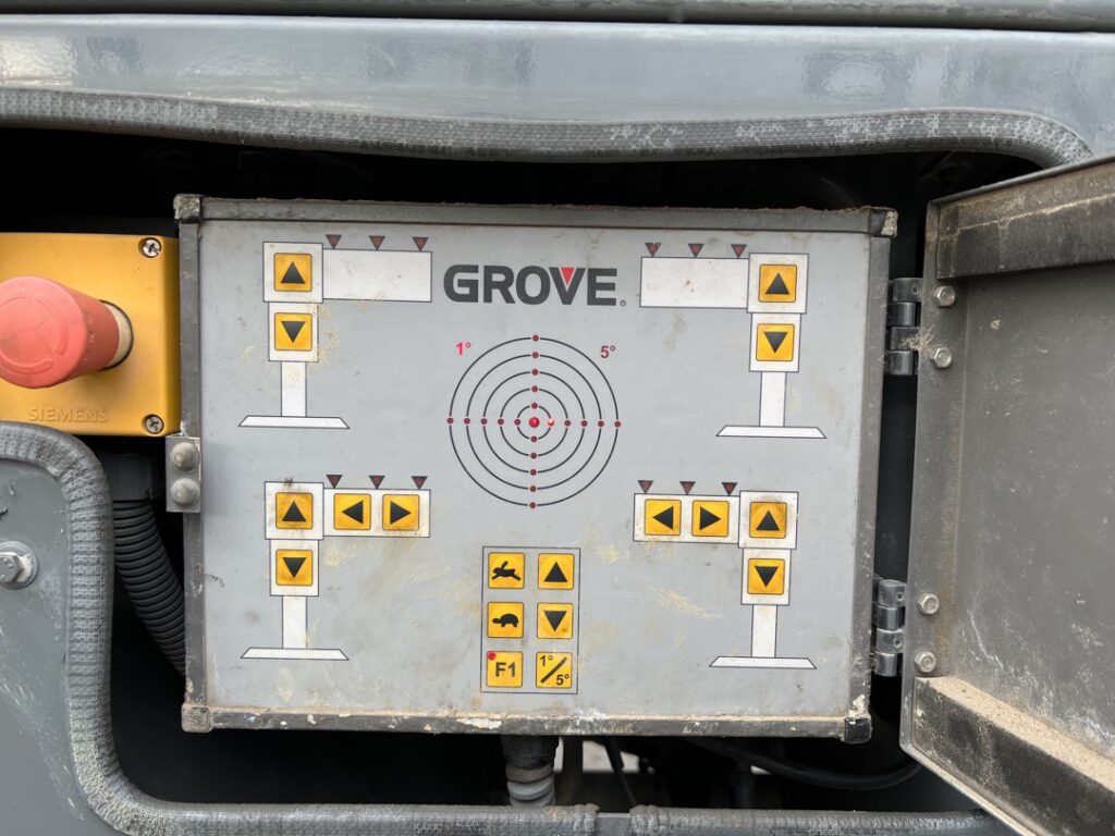 Grove GMK3055 3055.9173 - VEMA Crane
