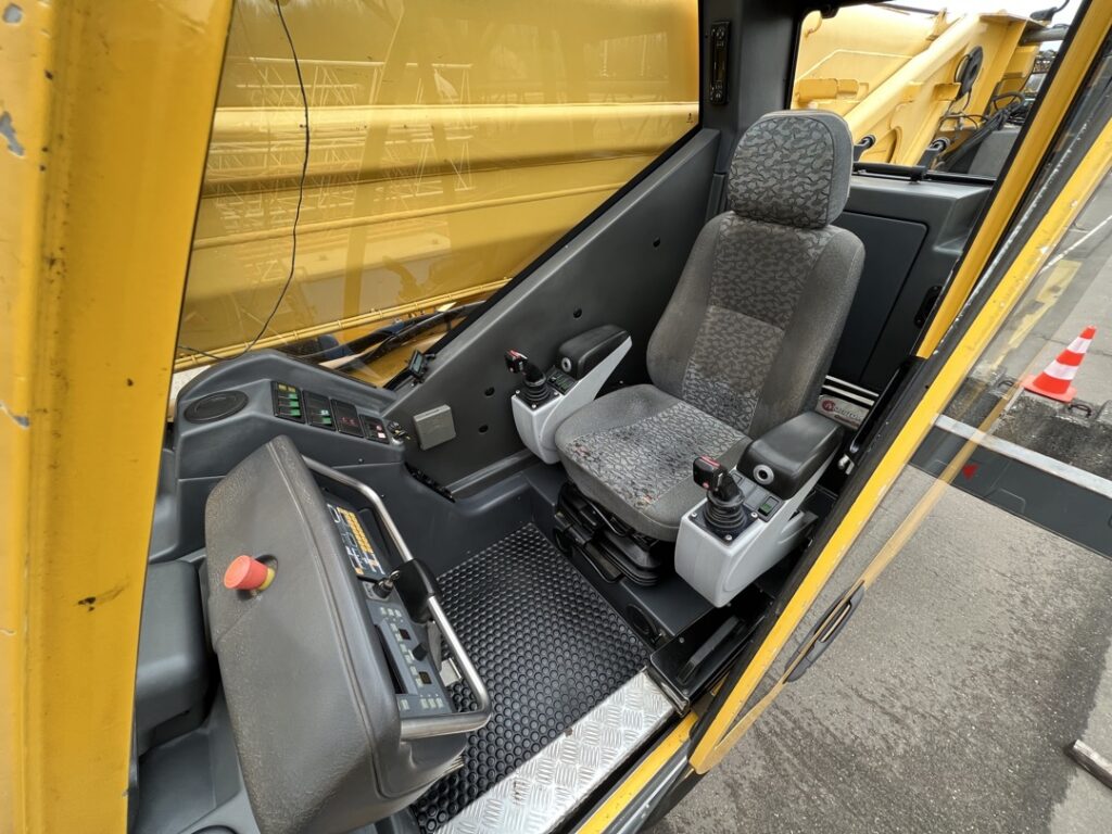 Grove GMK3055 3055.9383 - VEMA Crane