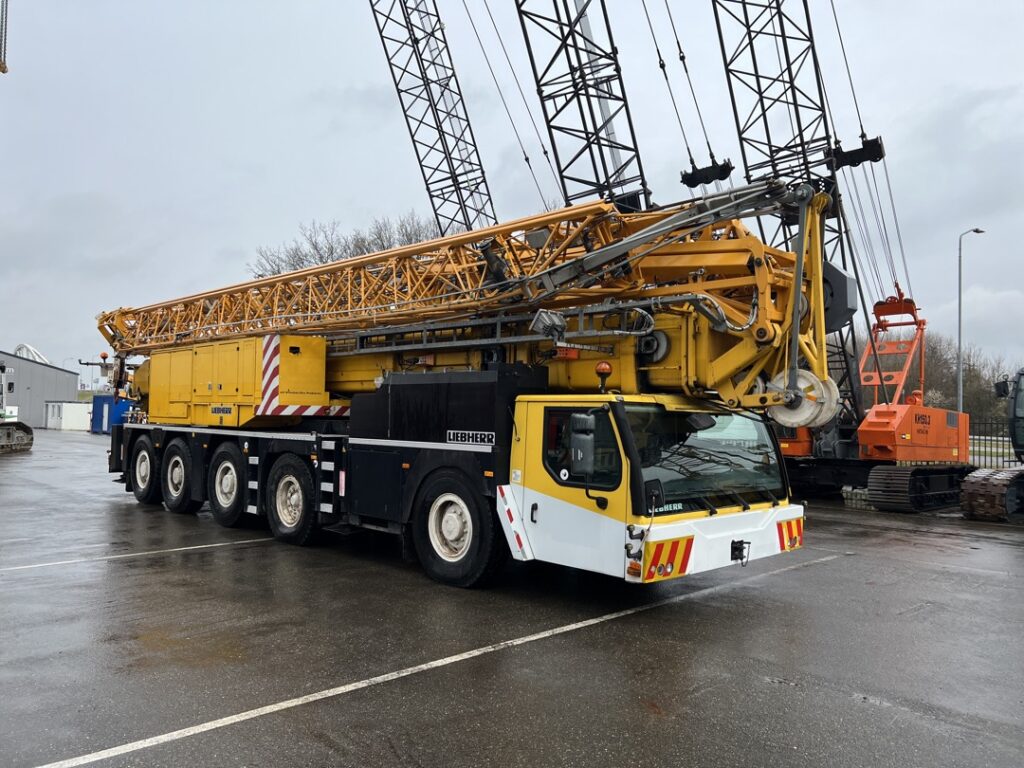 Liebherr MK100 077283 - VEMA Crane