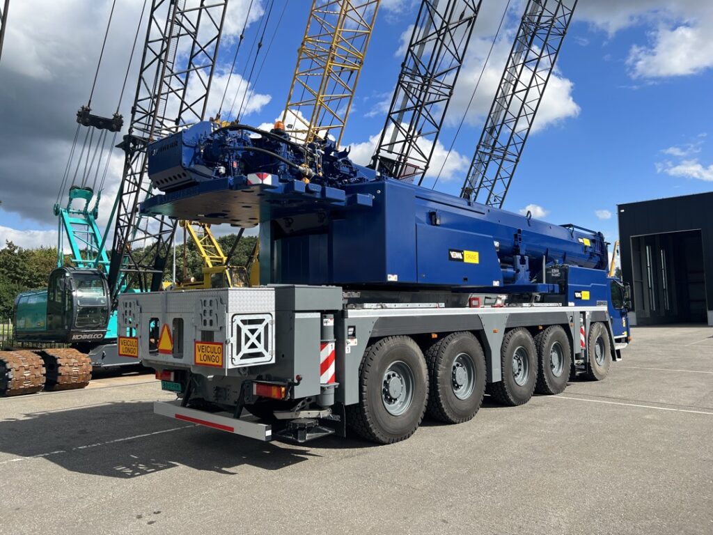 Liebherr LTM1150-5.3 - VEMA Crane