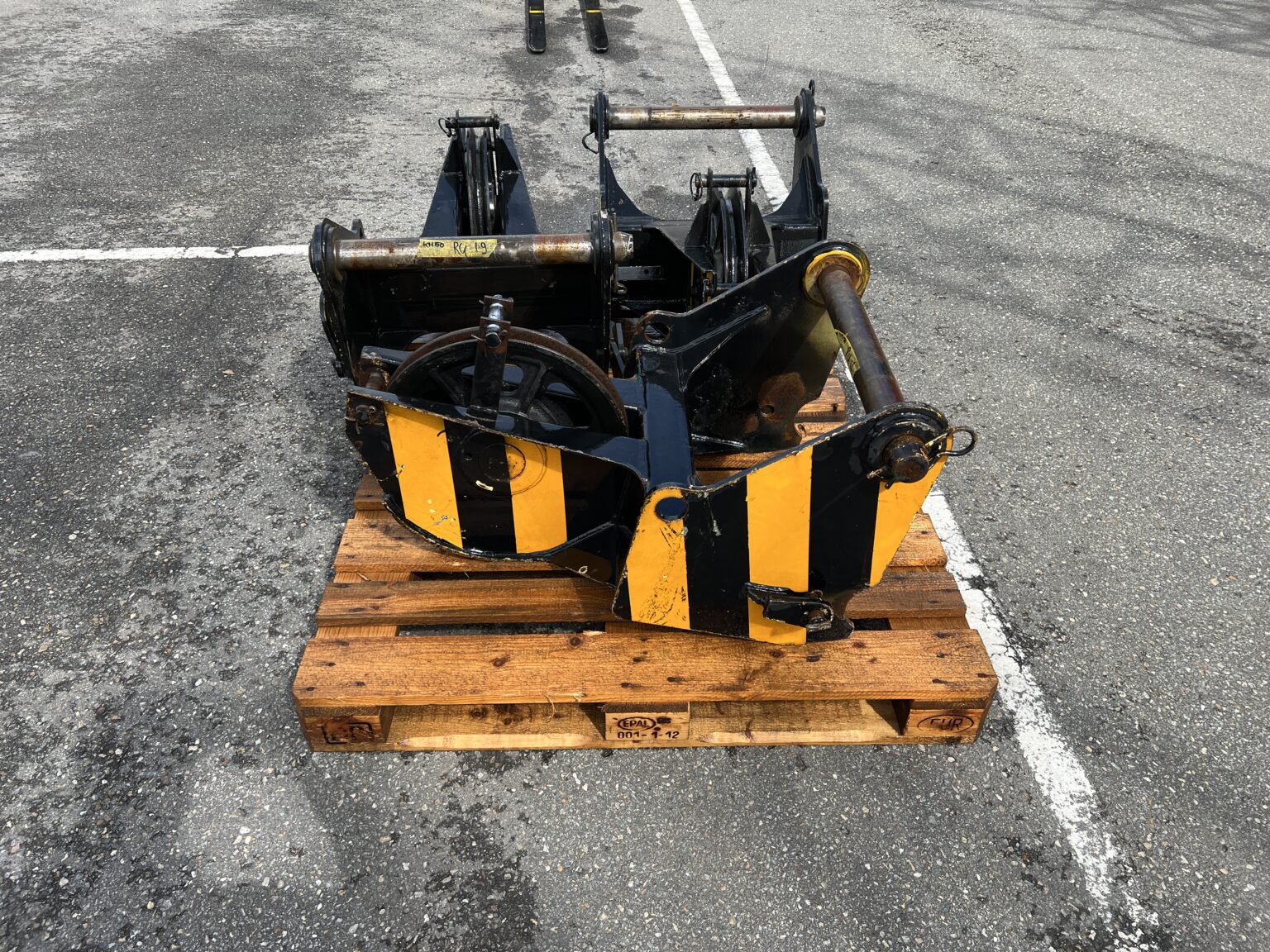 Hitachi KH150 runners - VEMA Crane