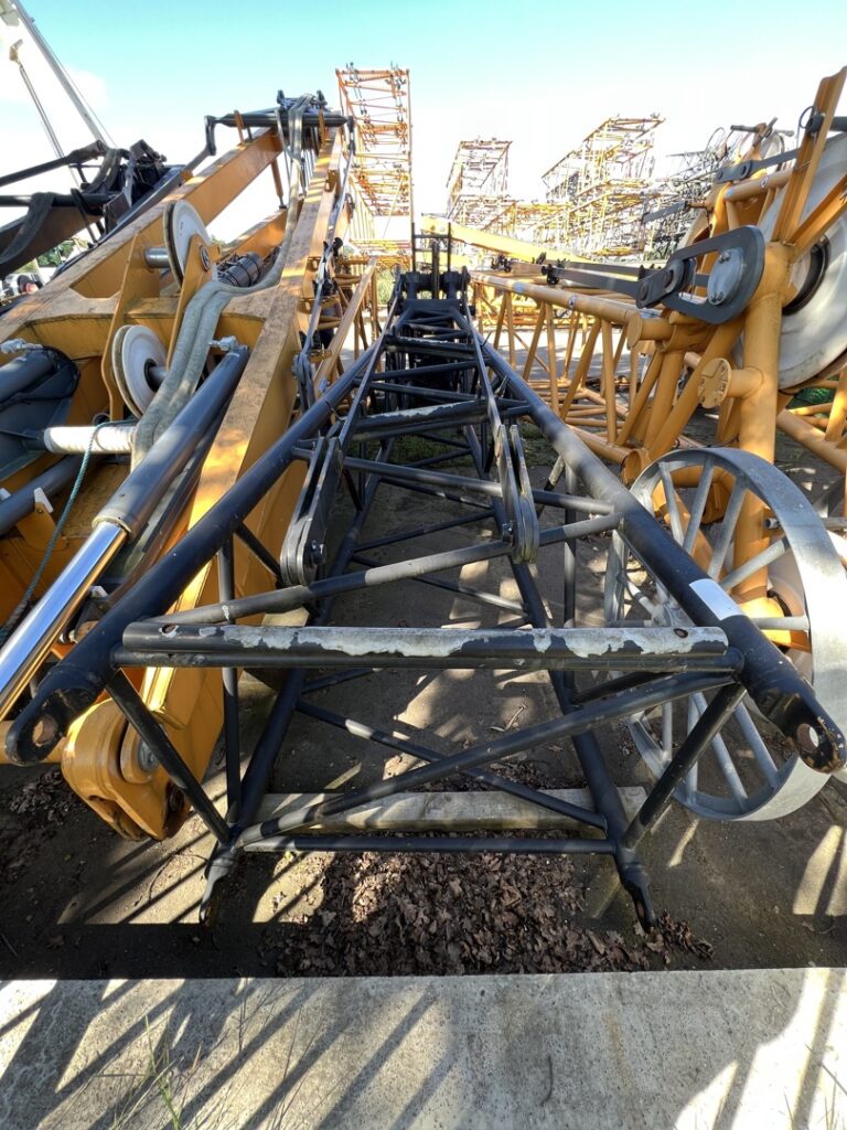 Liebherr luffing jib - type 1309 - VEMA Crane