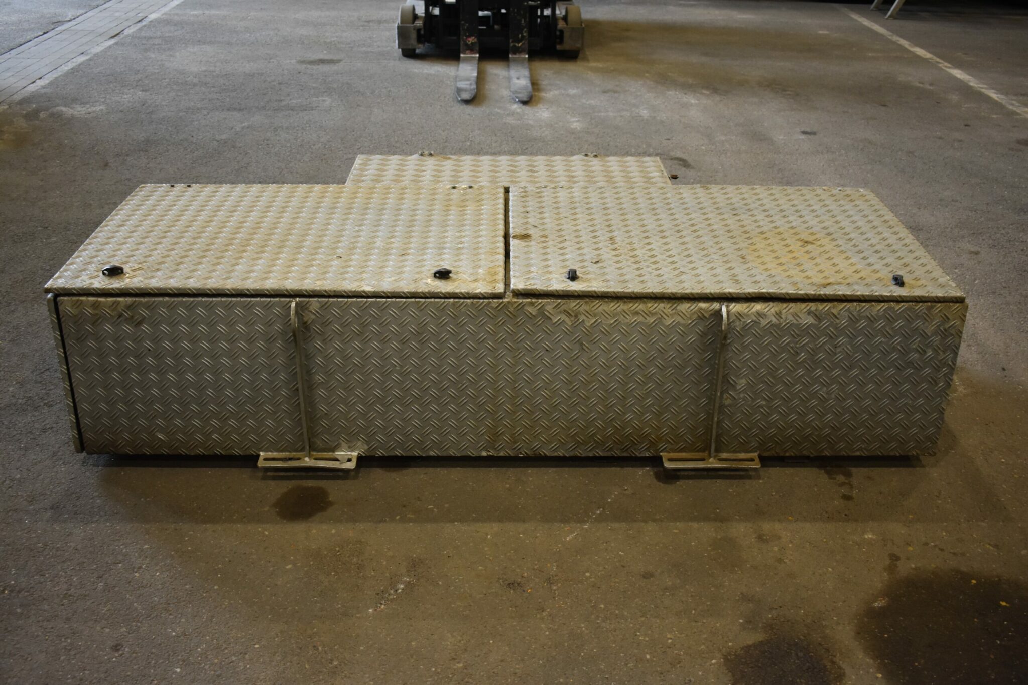 Storage box Liebherr LTM - VEMA Crane