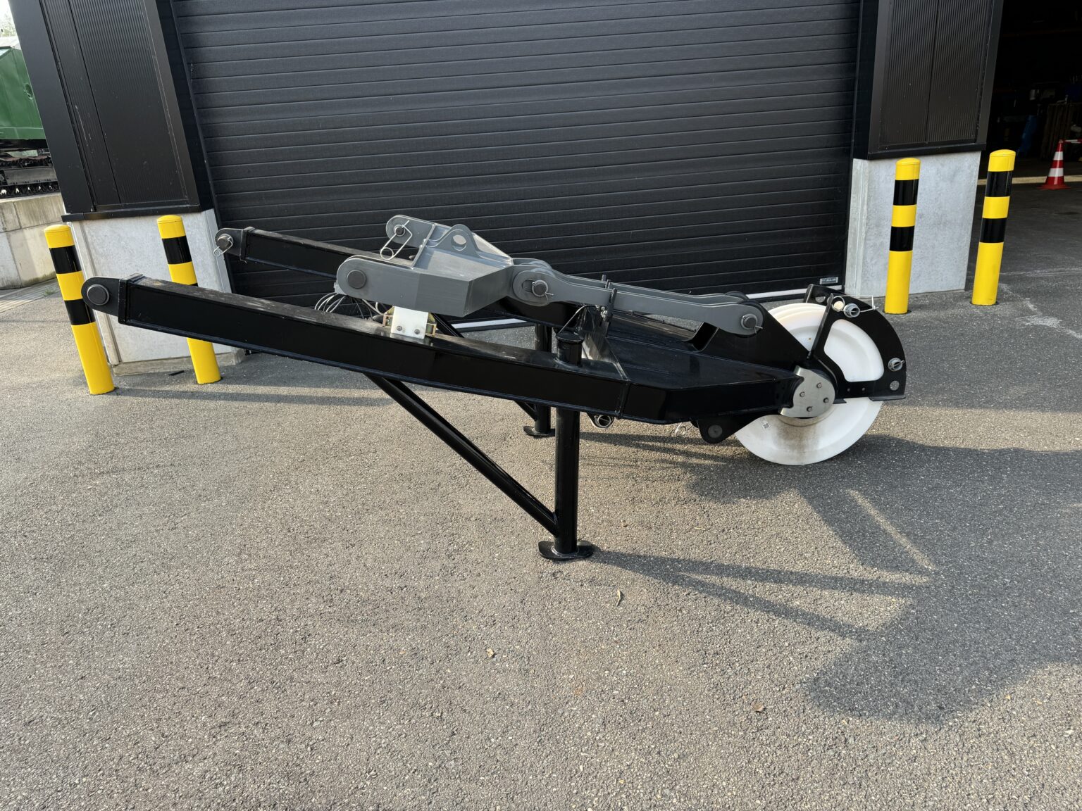 Liebherr runner main boom - VEMA Crane