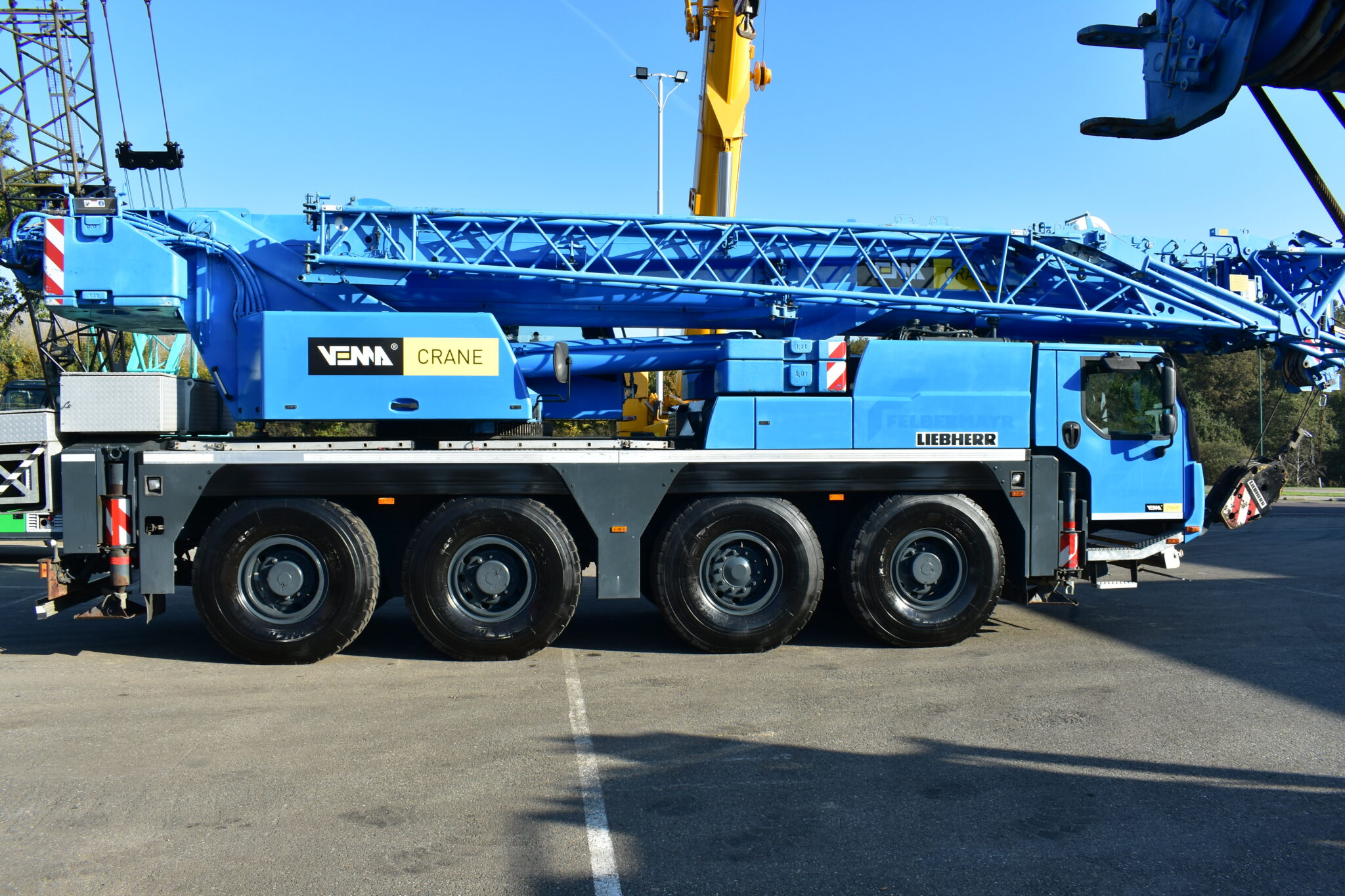 Liebherr LTM1070-4.2 060243 - VEMA Crane